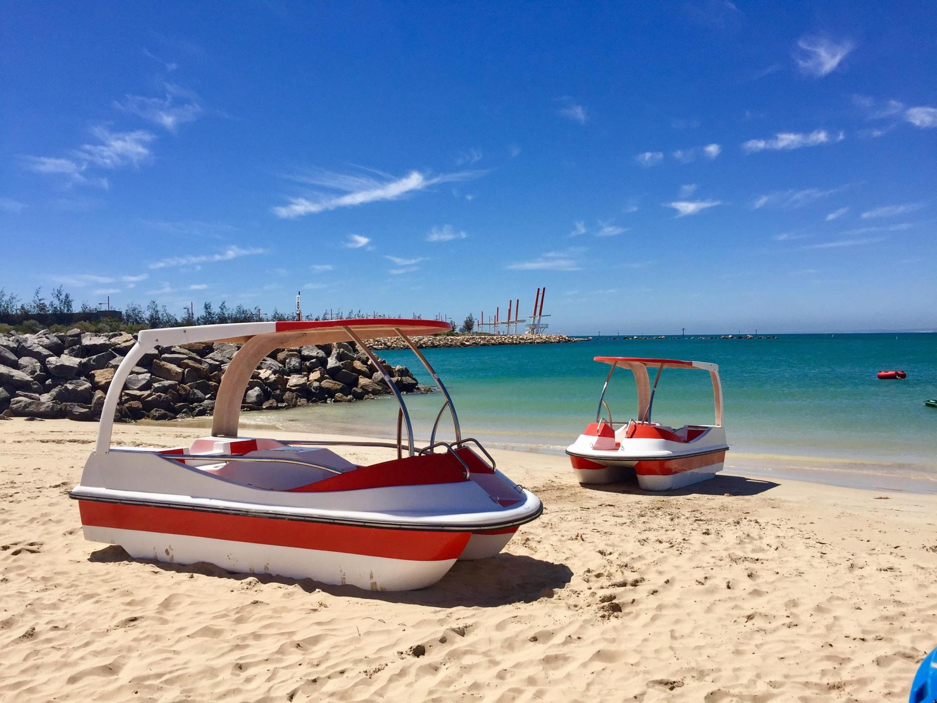 Board, Paddleboat & Pontoon Geraldton | Ultimate Watersports